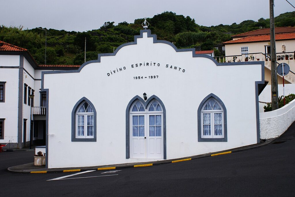 Império do Espírito Santo da Calheta de Nesquim – Explore Pico